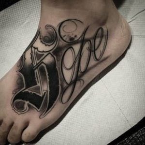 Men’s Foot Tattoos: +50 Inspirations | New Old Man - N.O.M Blog